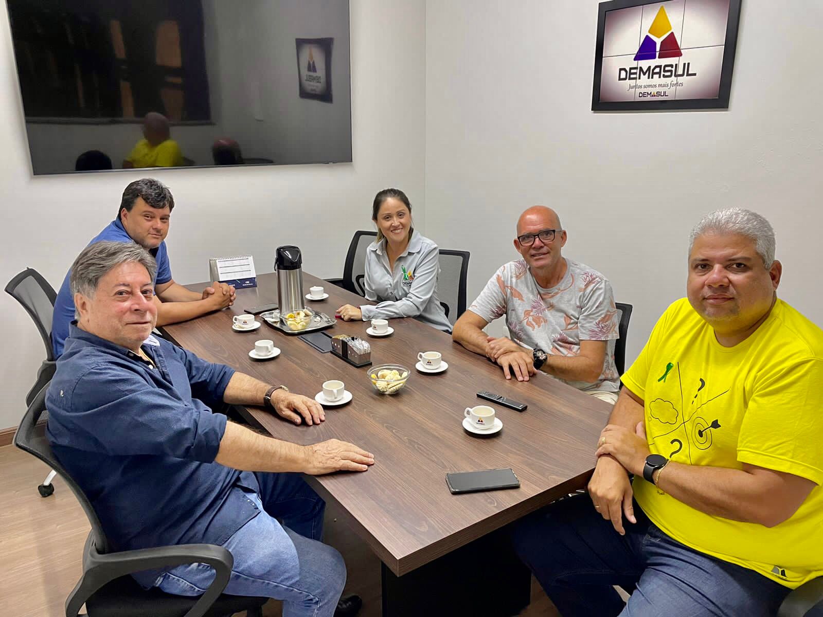 Bom Retorno à Barra Mansa Cdl Visita As Novas Instalações Da Demasul
